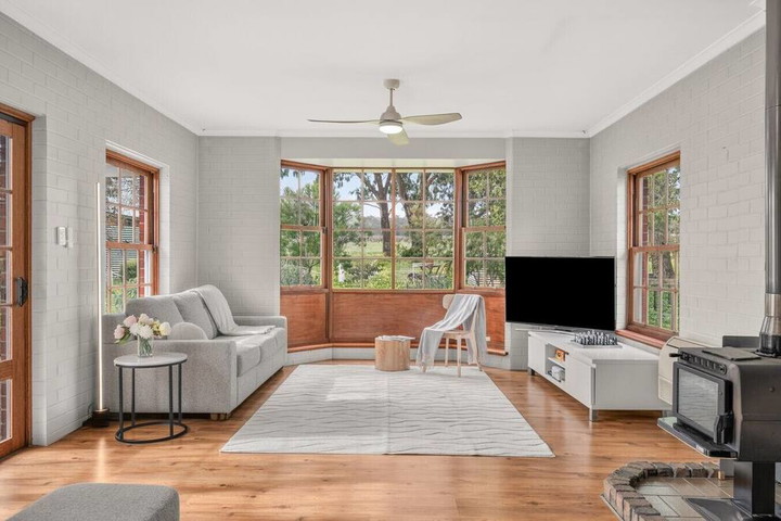 Spacious Four Bedroom Barossa Vineyard Escape - Barossa Valley