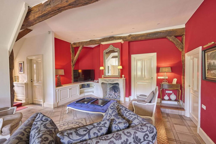 Chic And Classic Country House With 4 Bathrooms - Enschede