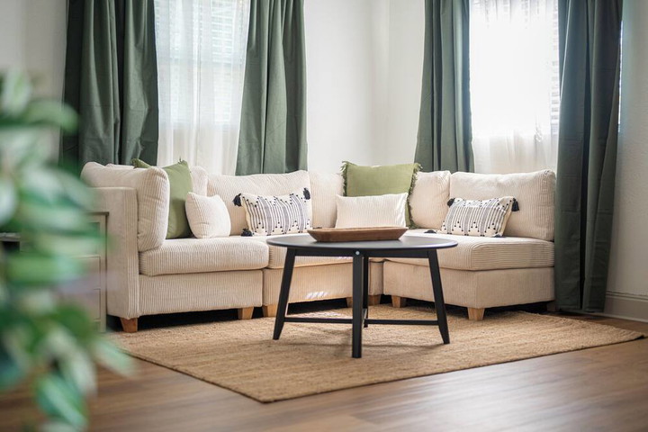 Lake Hunter Cozy Cottage, Sleeps 6, Centrally Located - Plant City, FL