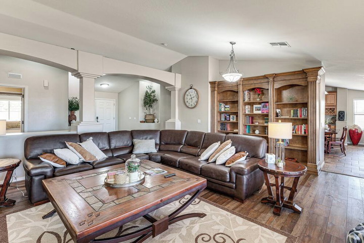 Spacious Backyard! Family Haven In San Tan Valley - Queen Creek, AZ