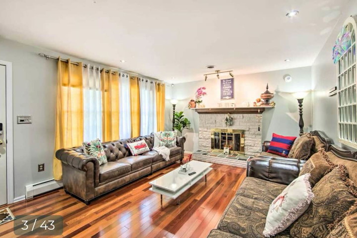 Relaxing 5-bedroom Getaway With Saltwater Pool & Game Room Close To Hershey - Hershey, PA