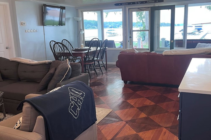 Unique Lakefront Property With Dock Slip And A Trampoline For The Kids - Jamestown, NY