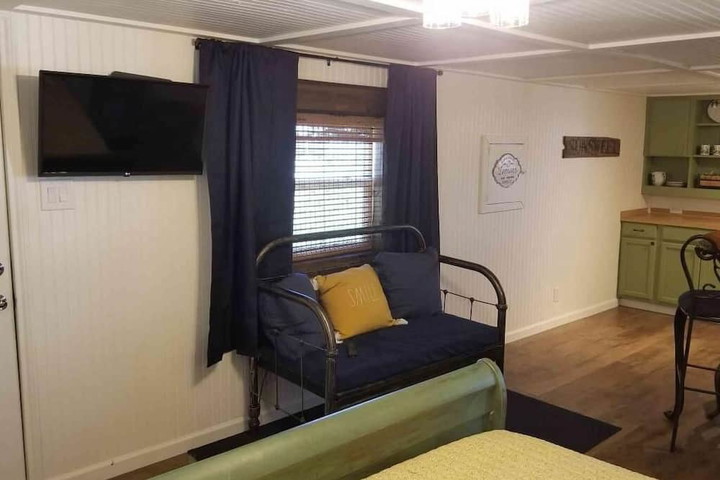 Lake Texoma Cabin Sunshine Suite - Lake Texoma