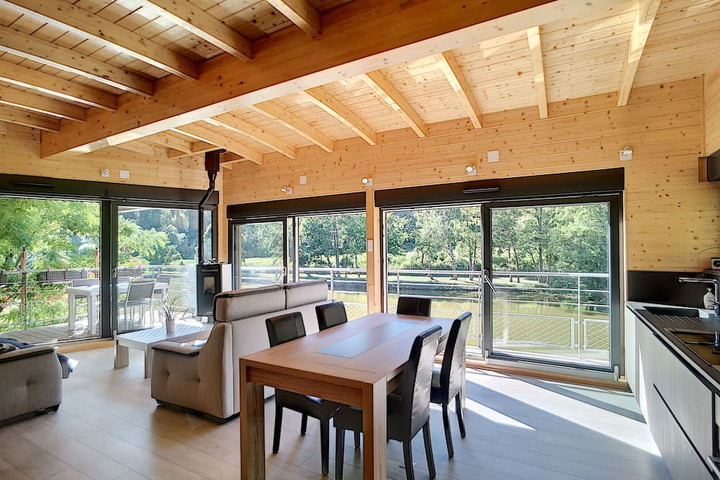 Chalet Sur Pilotis, Cadre Insolite, Au Dessus D'un éTang Dans Un Parc Privé - Alsace
