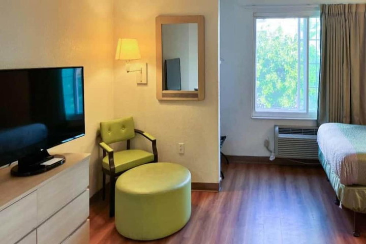 1 Queen Bed|mobil Access|nsmk|kitchen - Foster City, CA