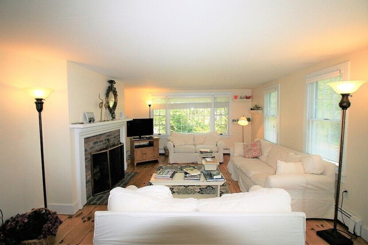 Pet Friendly Eastham Beach Haven - Spacious 3-bedroom Retreat In The Heart Of Eastham, Ma - Eastham, MA