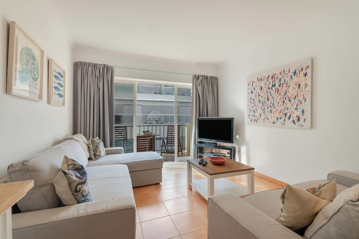 Appartamento 'Monte Gordo Beach Flat Con Balcone' Con Balcone, Wi-fi E Aria Condizionata - Vila Real de Santo António