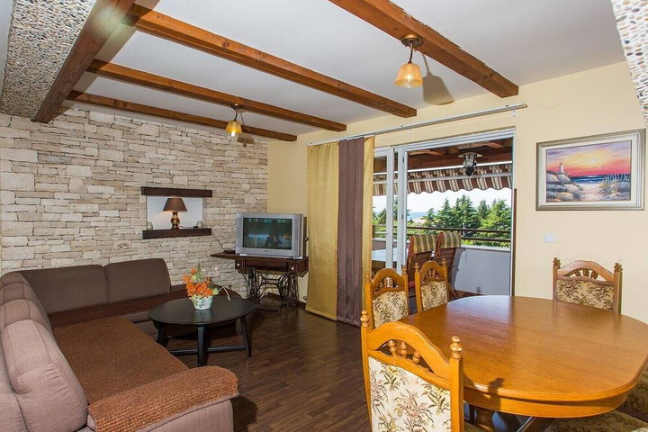 New And Modern Stylish Apartment With 3 Bedrooms In One Of The Best Locations In Porec, Close To The Beach And With Sea View - Poreč