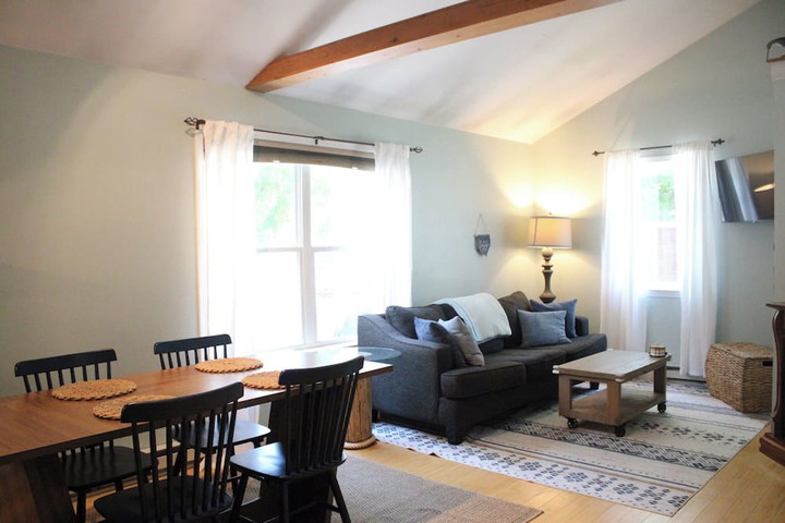 Clairmonte Cottage-steps To Honeoye Lake/hot Tub/firepit/dog &Kid Friendly/kayak - State of New York