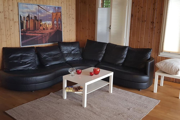 Maison De Vacances Confortable Avec Vue Sur Lelac De Thoune Et Lachaîne Desalpes - Thoune