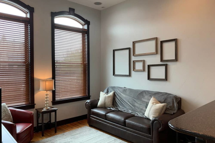 Historic Apartment In The Center - Kalispell, MT