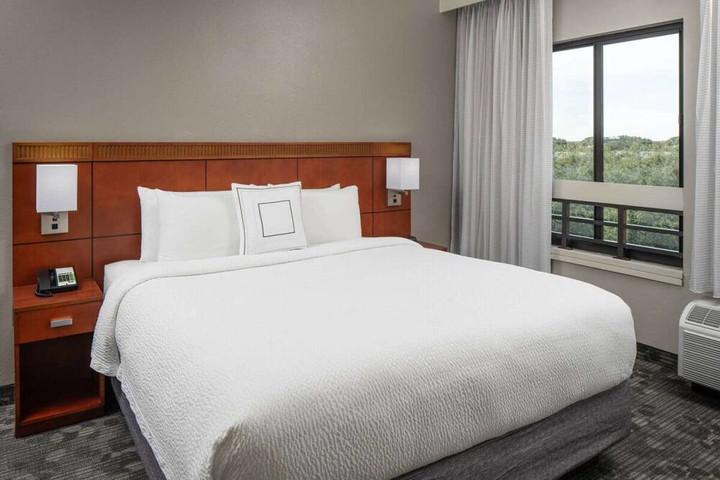 Ensuring A Very Comfortable & Memorable Stay! With Outdoor Pool, Pet-friendly! - Miramar, FL