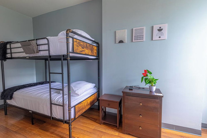 Spacious Modern 7br Retreat ~ 3 Story Gem In Pittsburgh - Pittsburgh