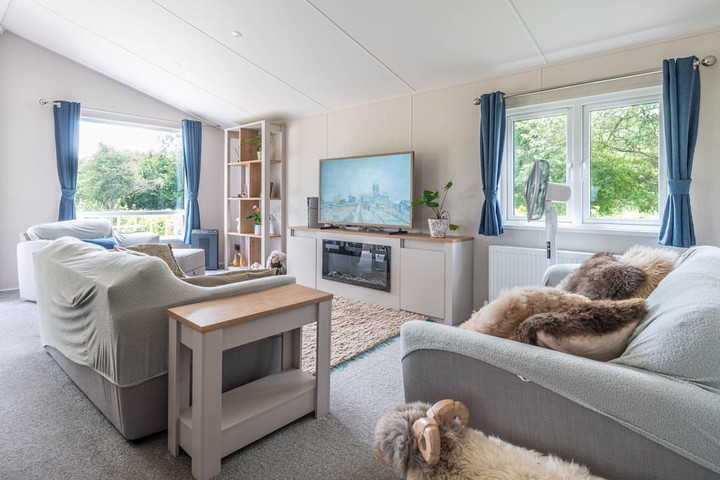 Peaceful Cotswold Retreat At Chad Lakes, Stow - Worcestershire