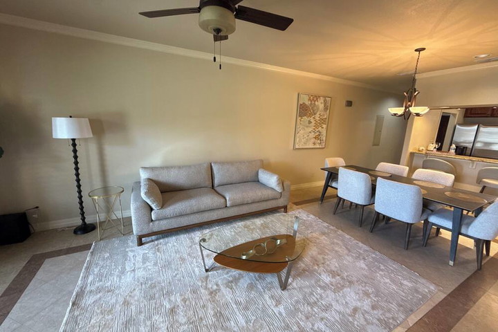 The Laredo Oasis.    2-bedroom Townhome - Laredo, TX