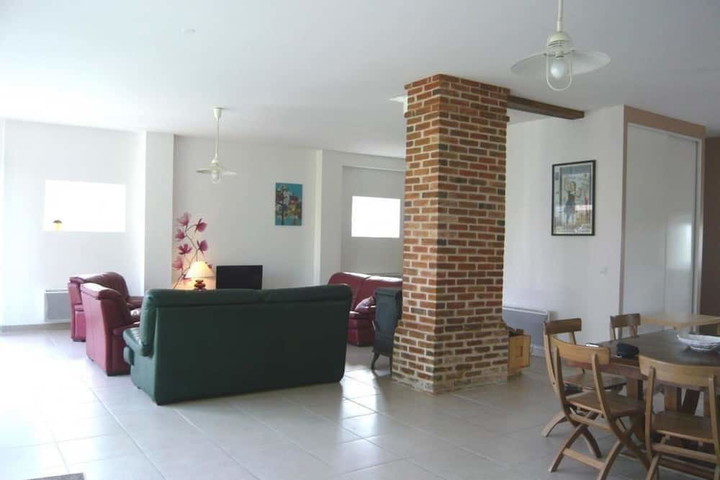 Gîte Spacieux En Touraine, 8 Pers, Jardin Privé, Calme - Touraine