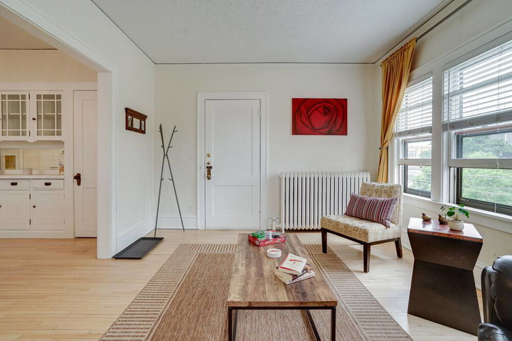 Bright Minneapolis Apartment - 1 Mi To Downtown! - Minneapolis