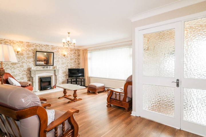 27 Pinewood Hill, Warrenpoint, Northern Ireland - Newry