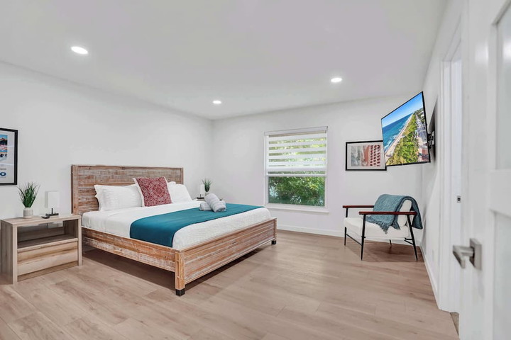 Villa Nicole: 4-min Walk To Beach, Off Of Atlantic - Boynton Beach, FL