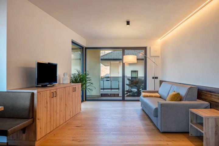 Apartment 'Falser's Mountain Lodge' With Mountain View, Private Terrace, And Wi-fi - Bolzano
