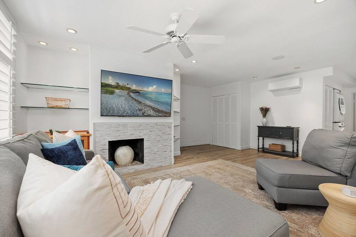 Coastal Chill - Air-conditioning, Near Race Track, Beach, Pool - San Marcos, CA