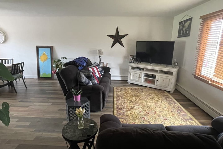 Spacious 3br Home Overlooking Boom Lake, Hodag Park, And Rhinelander Amenities - Rhinelander, WI