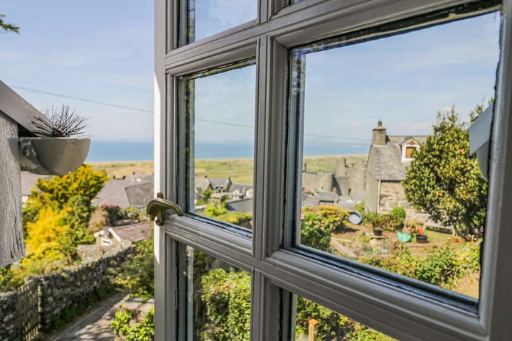 Pen Y Bryn Bach, Pet Friendly, Country Holiday Cottage In Harlech - Harlech