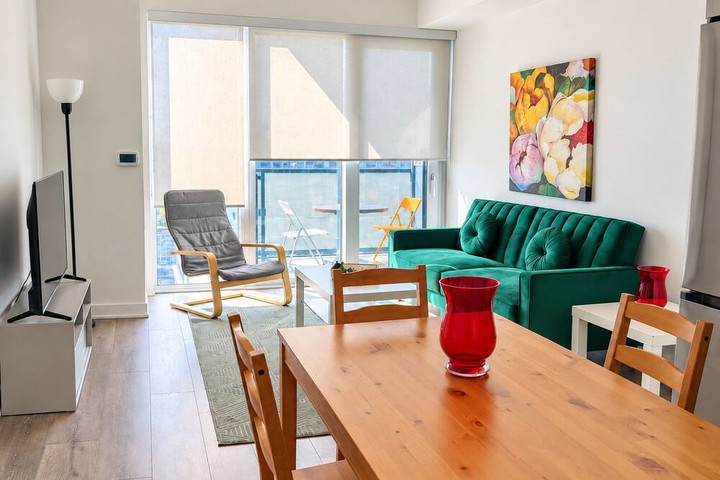 Furnished 1+den|two Bathrooms Richmondhill-parking - Markham