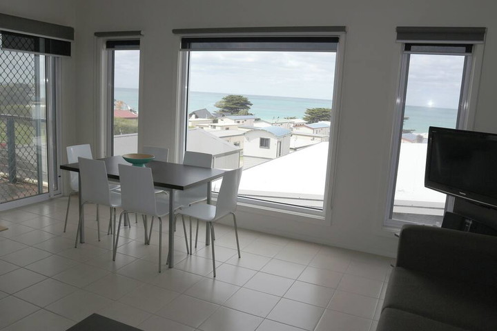Ultra-modern Coastal Living - Apollo Bay