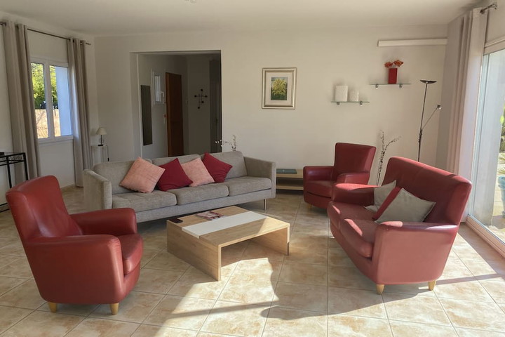 Villa Con Piscina Tranquila Mientras Está Cerca Del Centro De La Ciudad. - Le Thoronet