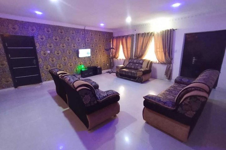 Perfect 3-bedroom Bungalow Very Beautiful In The Neighborhood. - Ibadan