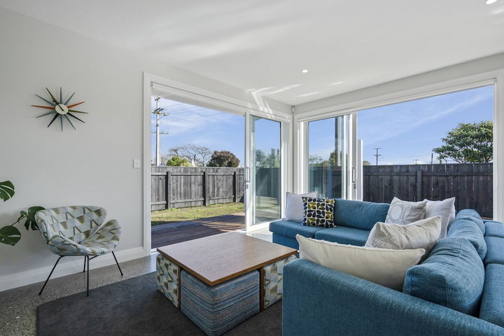 Stylish Serenity - Martinborough Holiday Home - Martinborough