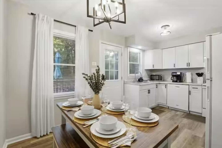 Cozy Raleigh Stay For 6 Near Nc State And Rdu - Raleigh, NC