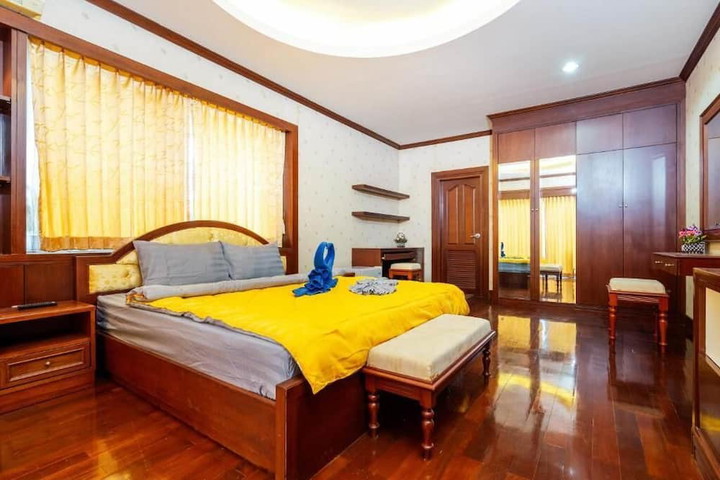 6br Private Heated Indoor Pool Villa In Central Phuket With Airport Pickup - Phuket