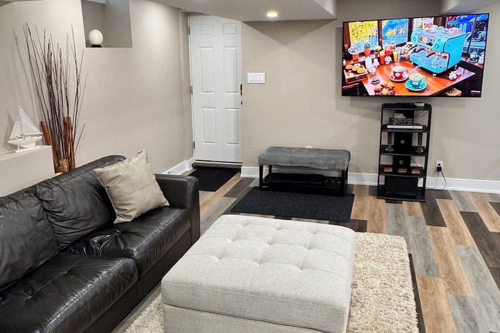 Brand New Luxury Entire Private Suite, Open Concept Retreat, Close To Everything - Ajax
