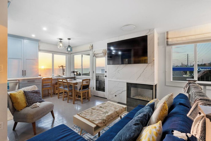 Luxe 4b-4b Coastal Oasis - Ocean Views - Rooftop & Garage - Torrance, CA