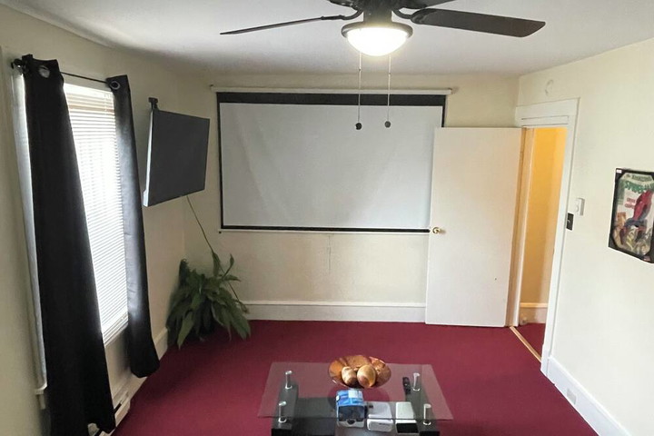 Apartment Movie Theater - 댈러스