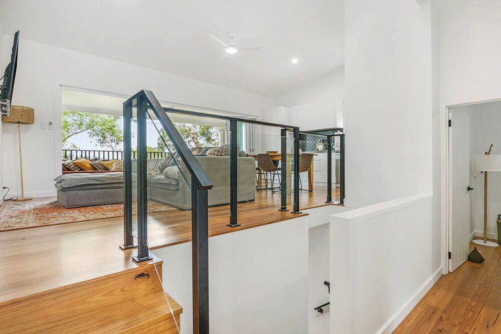 Casuarina Crescent: A Luxurious Retreat For Two Families - Crescent Head