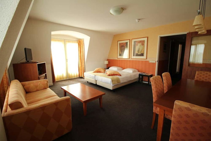 Unwind Near The Beach, Nature Reserves & Museums | Free Parking, Breakfast - Noordwijk aan Zee