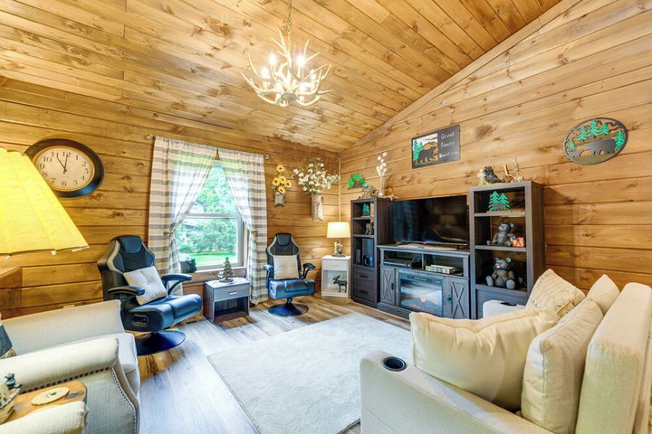 Great For Elk Viewing! Creekside Maggie Valley Gem - Sylva, NC