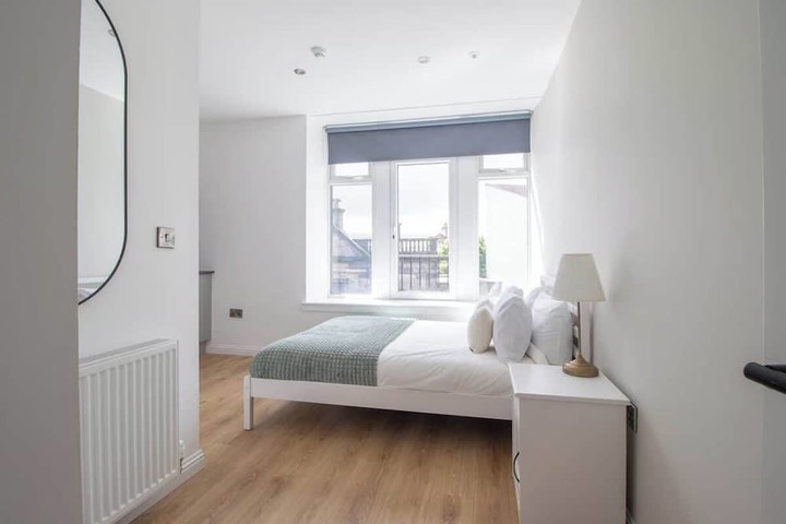 Double Ensuite Room + Shared Kitchen + Fast Wi-fi - Linlithgow