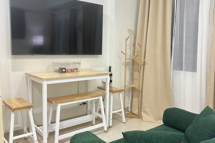 Cozy, Spacious 1-bedroom Condo In Novaliches, Perfect For Staycations & Creators - Valenzuela