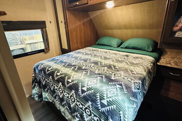 Cozy Rv Close To Jax Beach - Jacksonville, FL