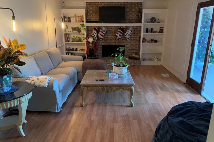 Charming 4-bedroom House 30 Minutes From Mercedes Benz Stadium - Marietta, GA