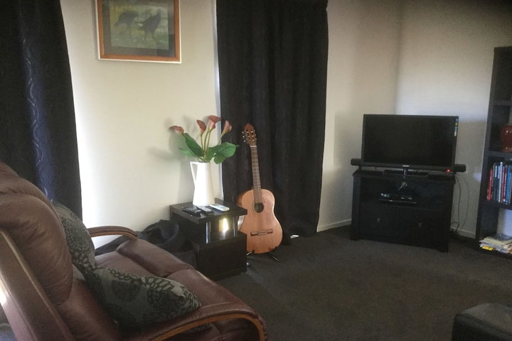 Great For Family,  Private Getaway, Accommodation For Local Events. - Riverhead