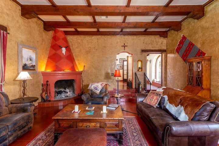 Valle Verde Ranch - For Travelers, Birders, Artists, History Lovers And Friends. - Tubac, AZ