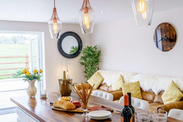 2 Bed In Lampeter (Oc-75210) - Aberaeron