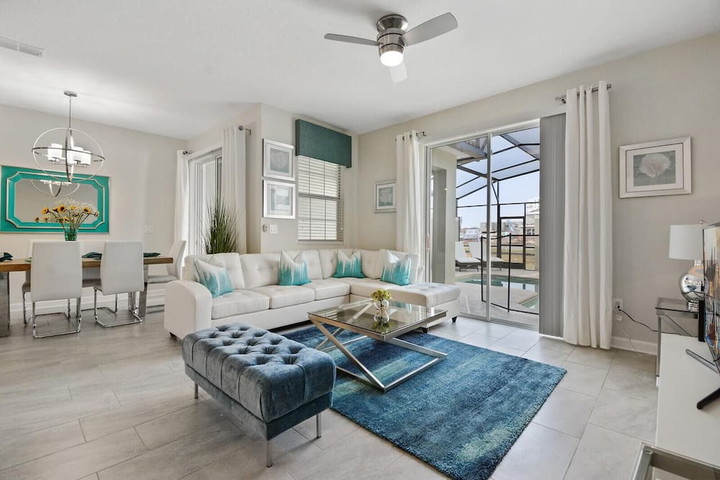 Modern Townhouse 4bed/3bath/pool/5min Disney - Kissimmee