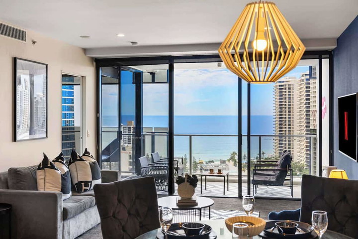 Sunrise 19 At Circle On Cavill | 2br Ocean View - Surfers Paradise