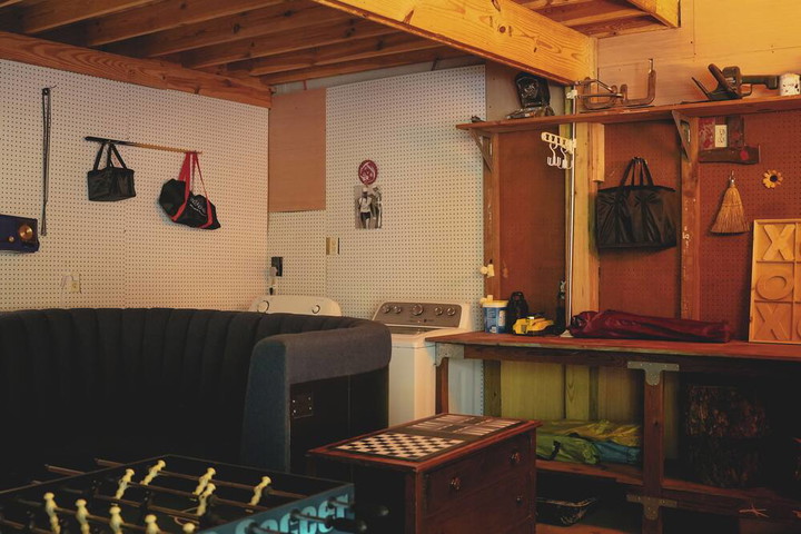 New King's Adventure Cabin -10 Miles From Downtown Tupelo - 17 Acres - Mississippi